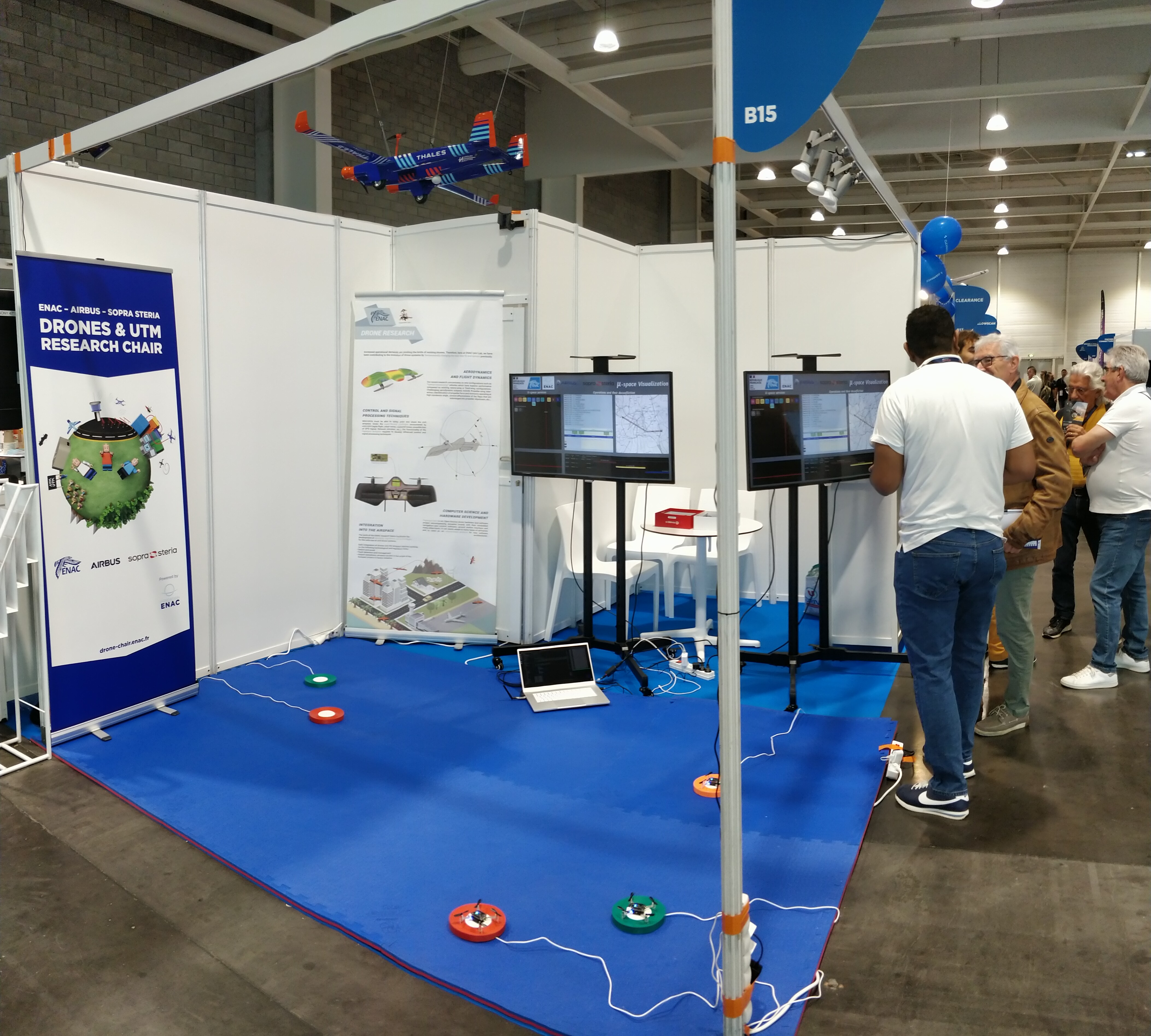 Real Flights in Bordeaux UAV Show | ENAC - Airbus - Sopra Steria ...
